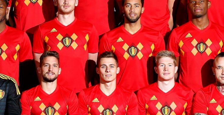 Rode Duivels blinken in nieuwe shirts, eerste 'nieuwe' ploegfoto is een ...