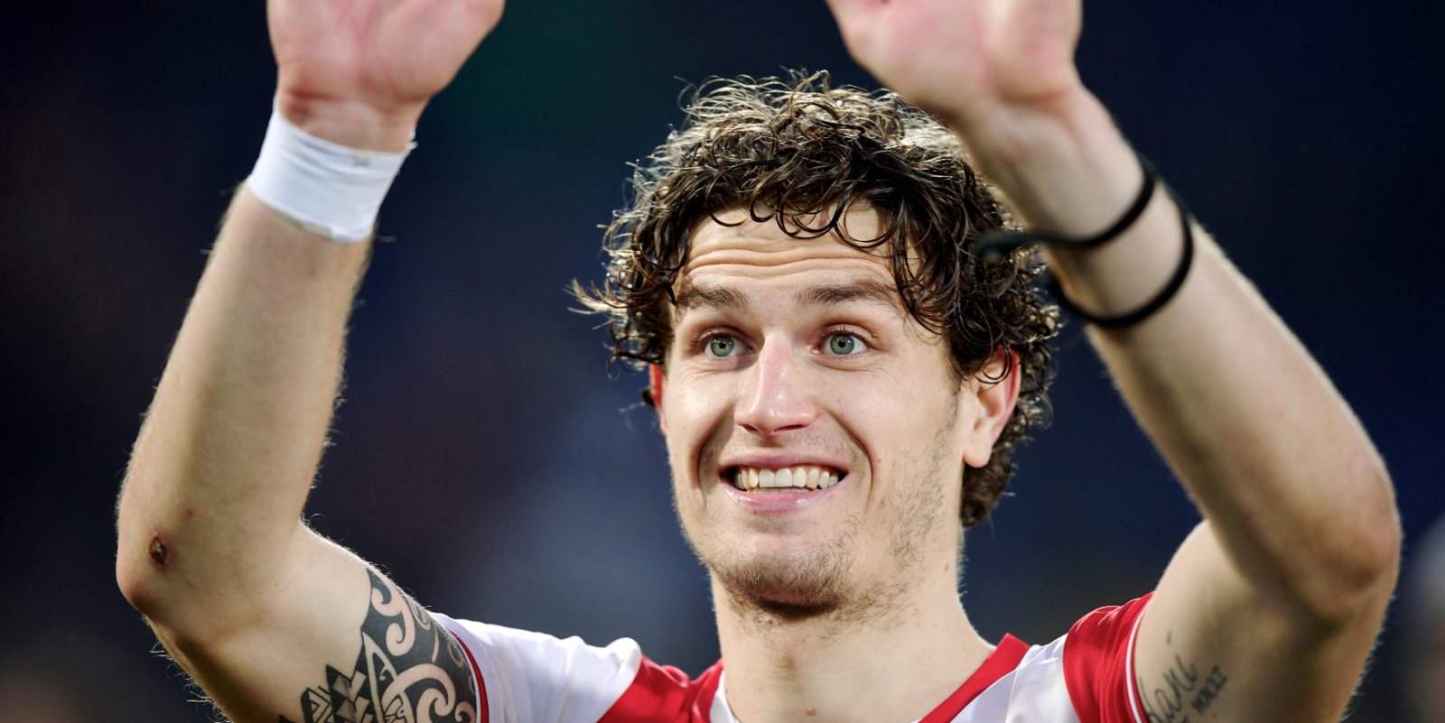 'PSG: Janmaat of Walker concurrent Van der Wiel' | VoetbalPrimeur.nl